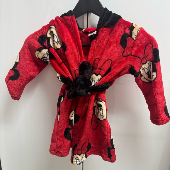 Disney | Pajamas | Minnie Mouse Robe | Poshmark